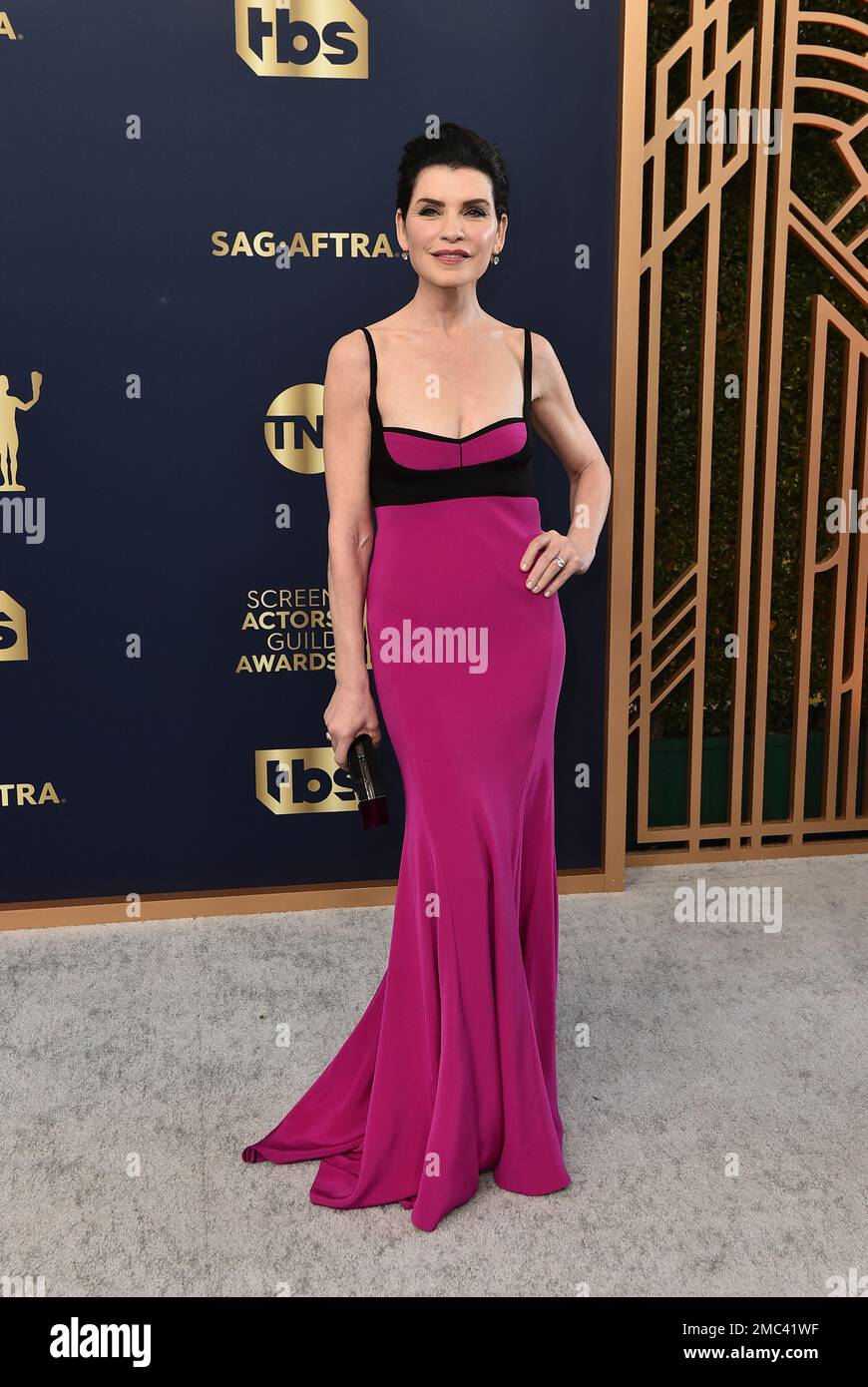 Julianna Margulies arrives at the 28th annual Screen Actors Guild ...