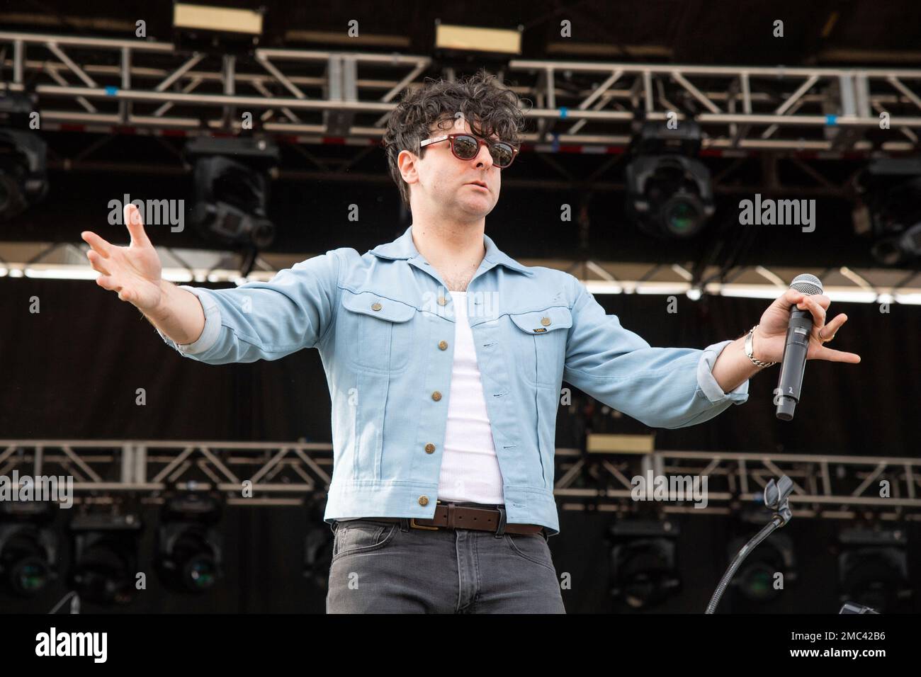 Low Cut Connie performs at Innings Festival at Tempe Beach Park on ...