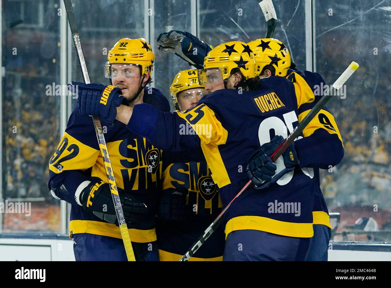 Nashville Predators players celebrate after Filip Forsberg (9) scored ...