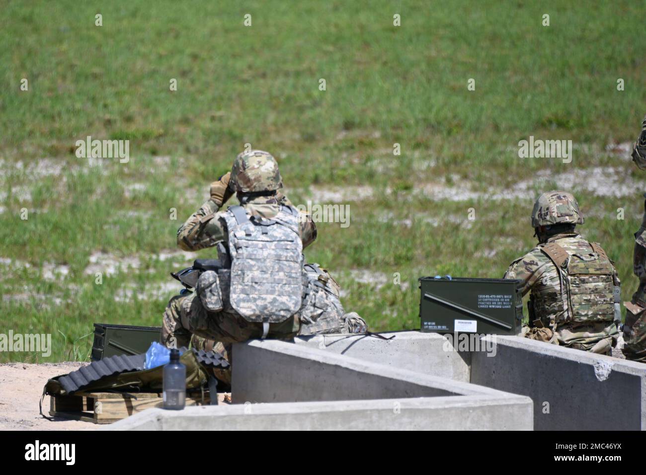 572nd beb hi-res stock photography and images - Alamy