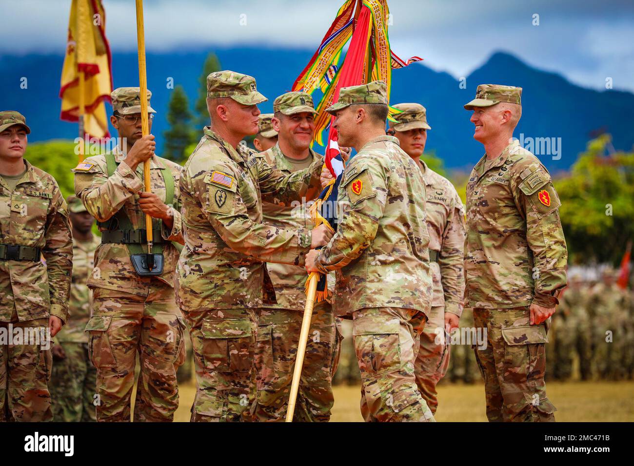 The 3rd Infantry Brigade Combat Team, 25th Infantry Division incoming ...