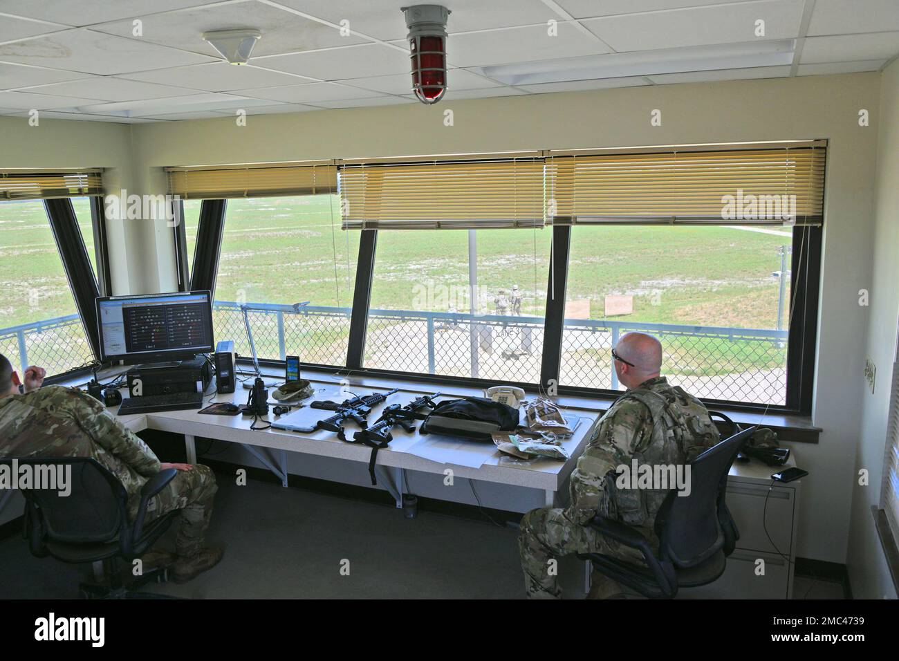 572nd beb hi-res stock photography and images - Alamy