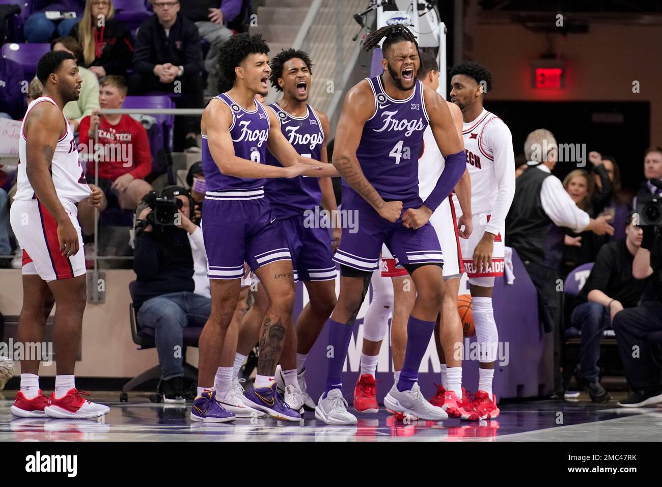 TCU guard Micah Peavy, from center left, Chuck O'Bannon Jr. and Eddie ...