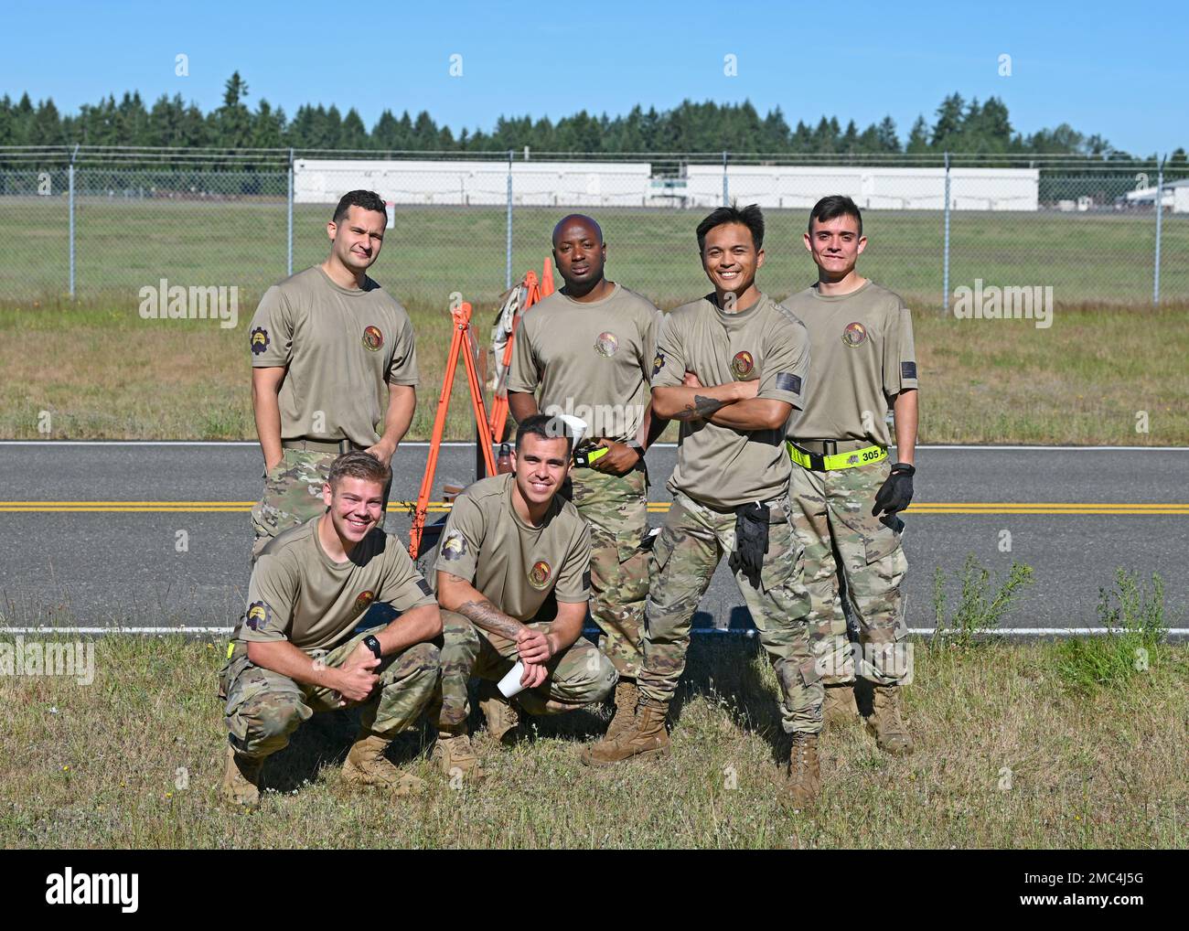305th aerial port squadron hi-res stock photography and images - Alamy