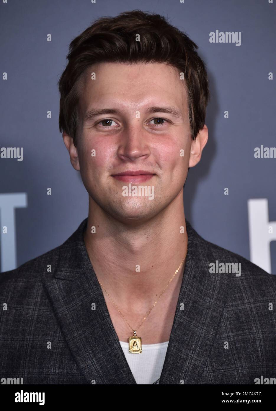 Sam Straley arrives at the premiere of "The Dropout" at DGA Theater on ...