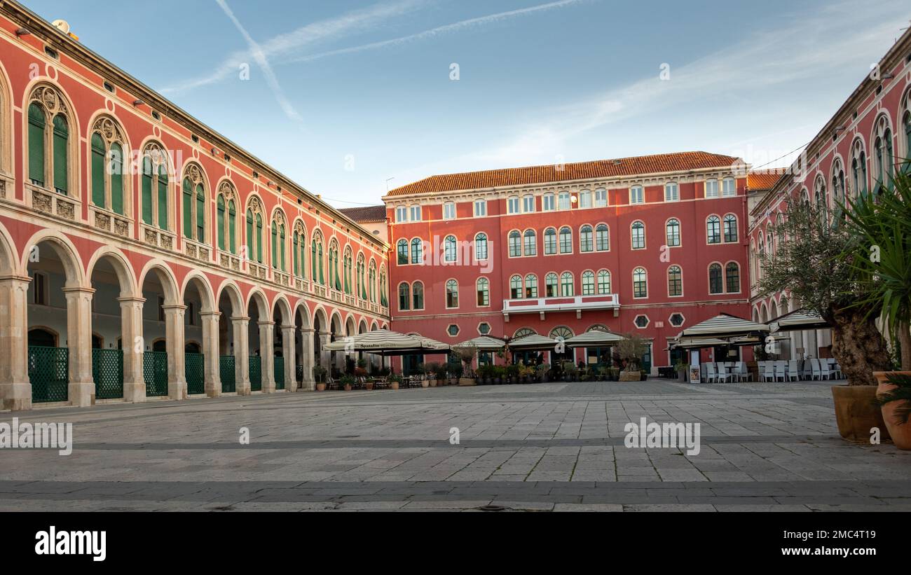 Republic square prokurative hi-res stock photography and images - Alamy