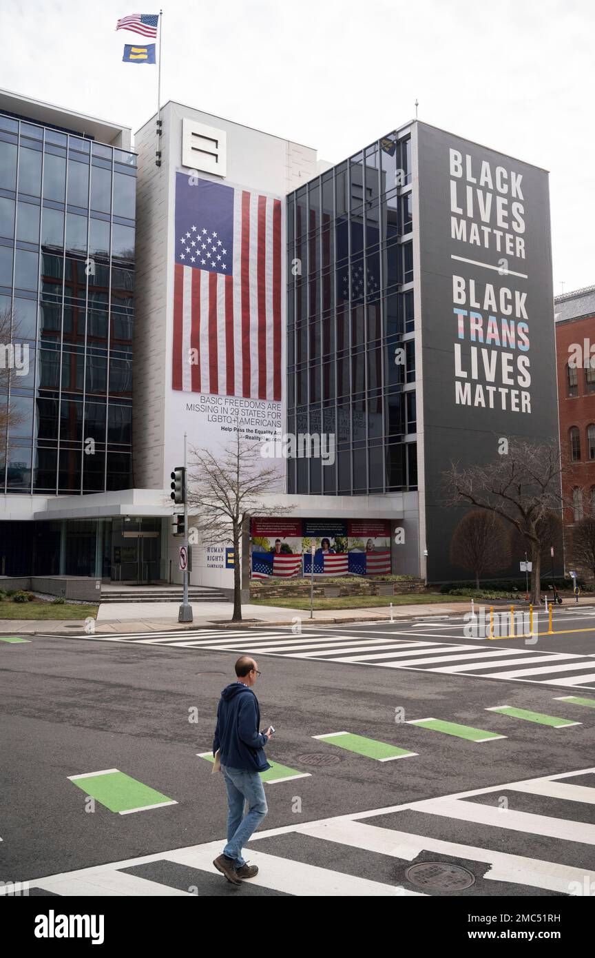 IMAGE DISTRIBUTED FOR THE HUMAN RIGHTS CAMPAIGN - An 85-foot-long ...