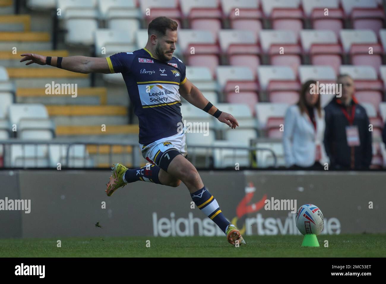 Aidan Sezer #7 of Leeds Rhinos takes the conversion kick and scores to ...
