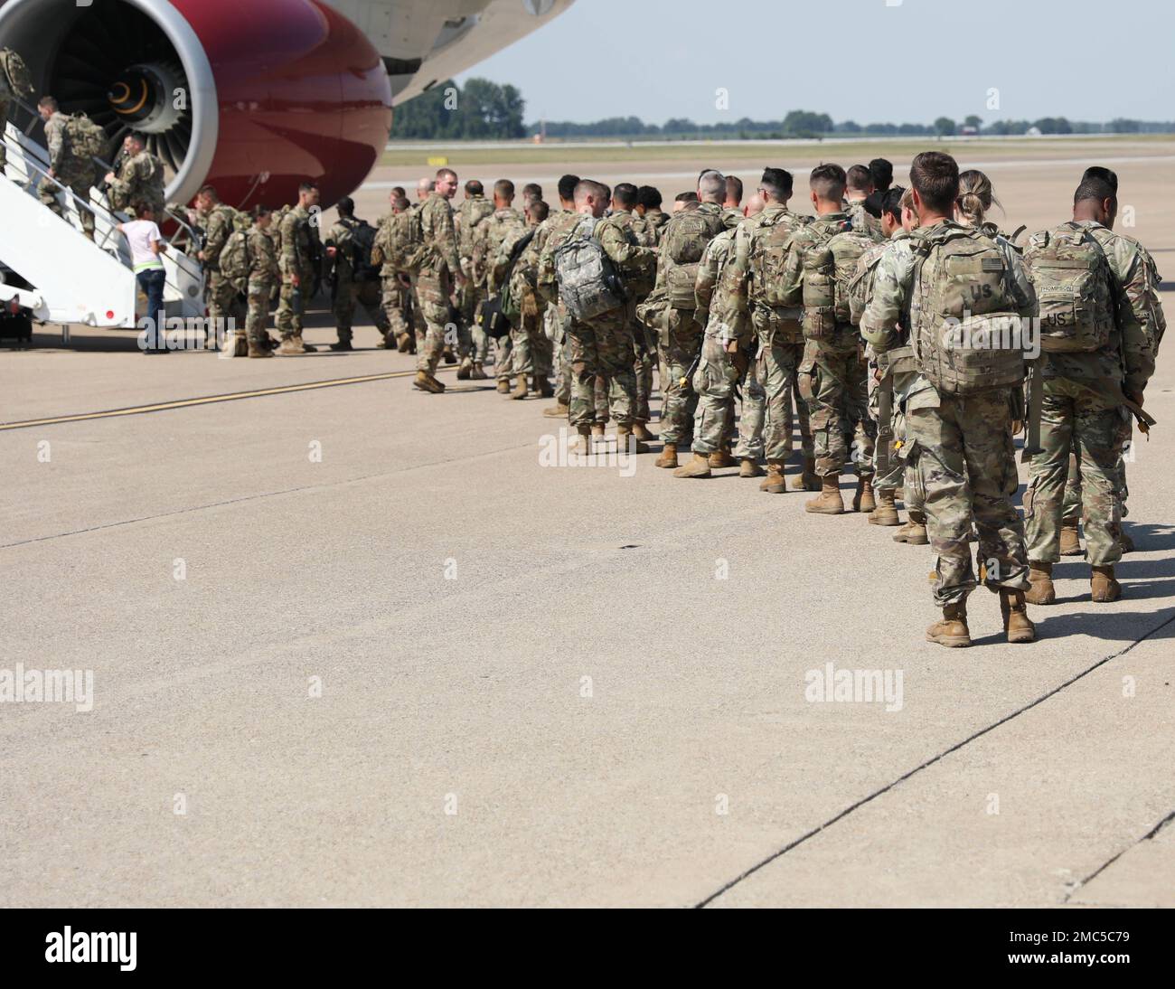 Soldiers from the Headquarters and Headquarters Battalion and 2nd ...
