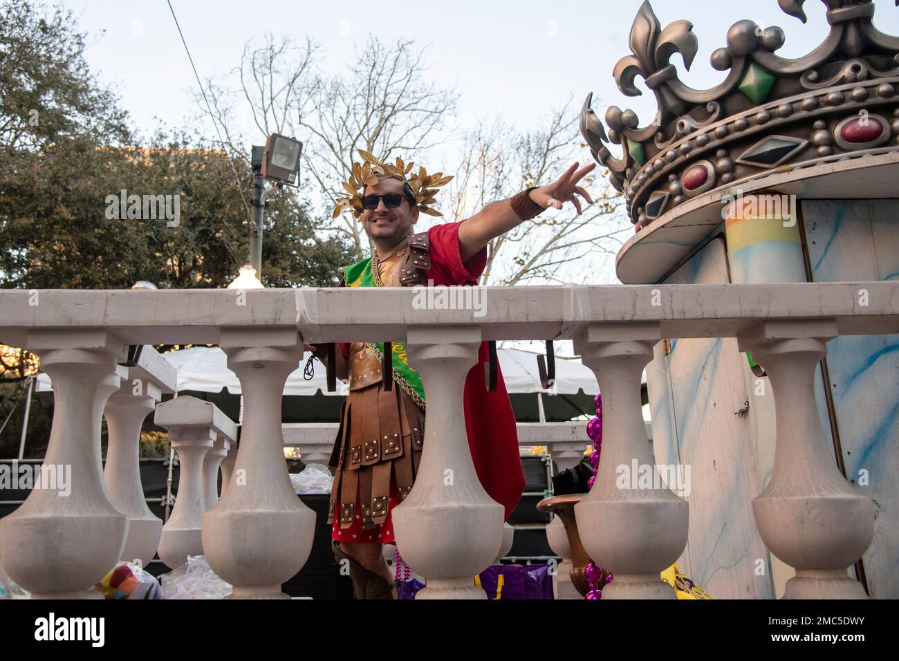 Krewe of Freret King X Johnny Amaraneni waves as the Krewe of Freret ...