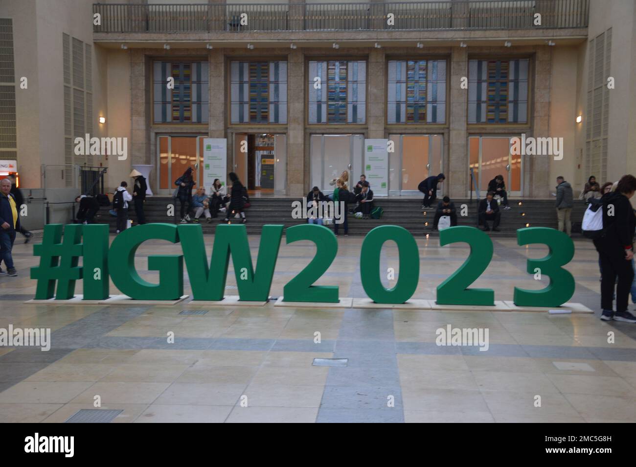 Grüne woche cheese hi-res stock photography and images - Alamy