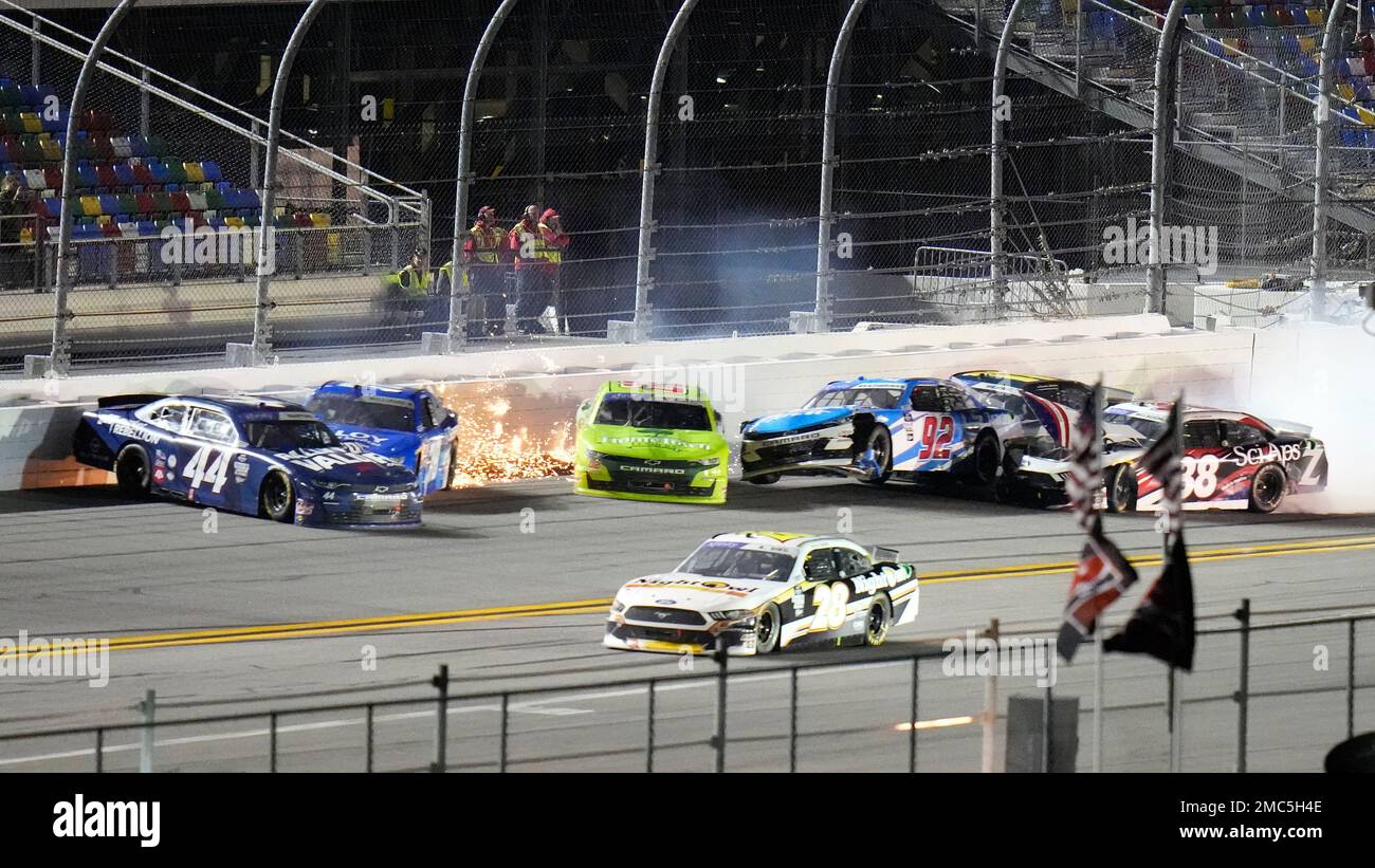Multile cars, inclluding Tommy Joe Martins (44), Brett Moffitt (02) and ...
