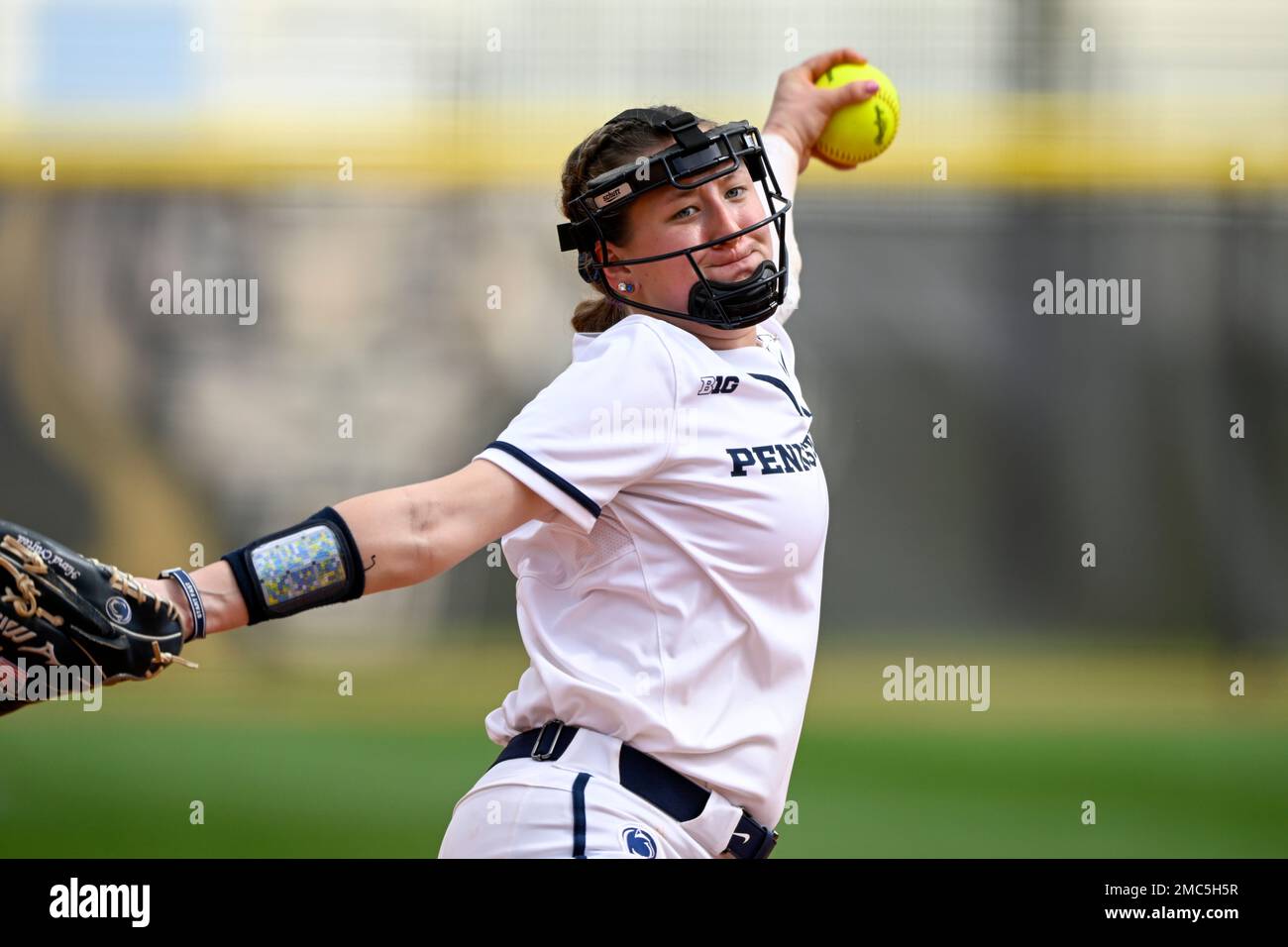 Penn St's Bailey Parshall pitches during an NCAA softball game on ...