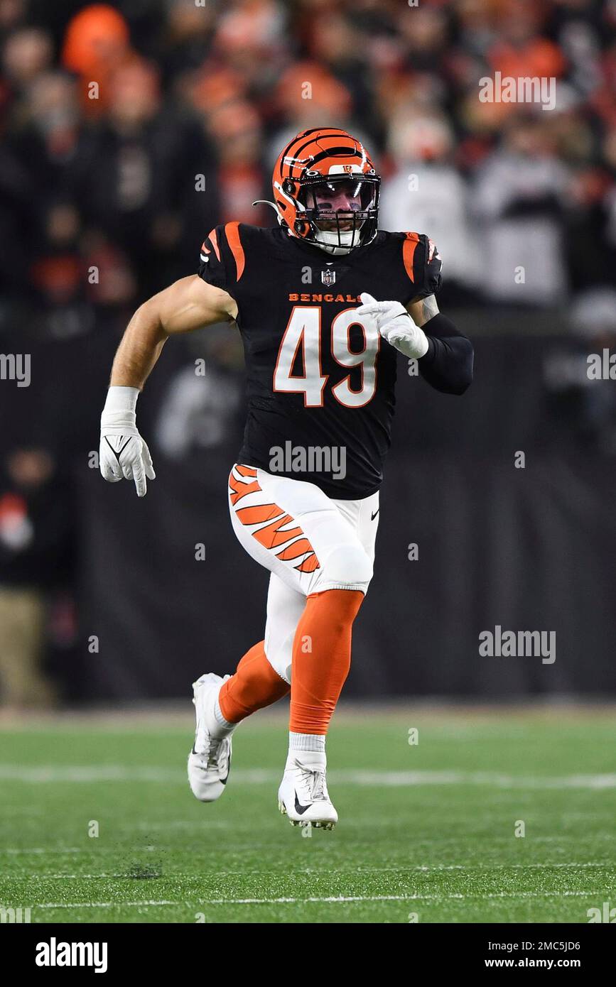 Cincinnati Bengals linebacker Joe Bachie (49) runs for the play during ...
