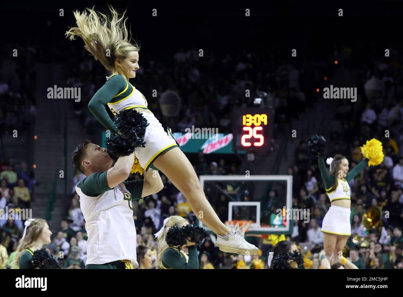 Baylor cheerleaders perform for the crowd during the second half of an ...