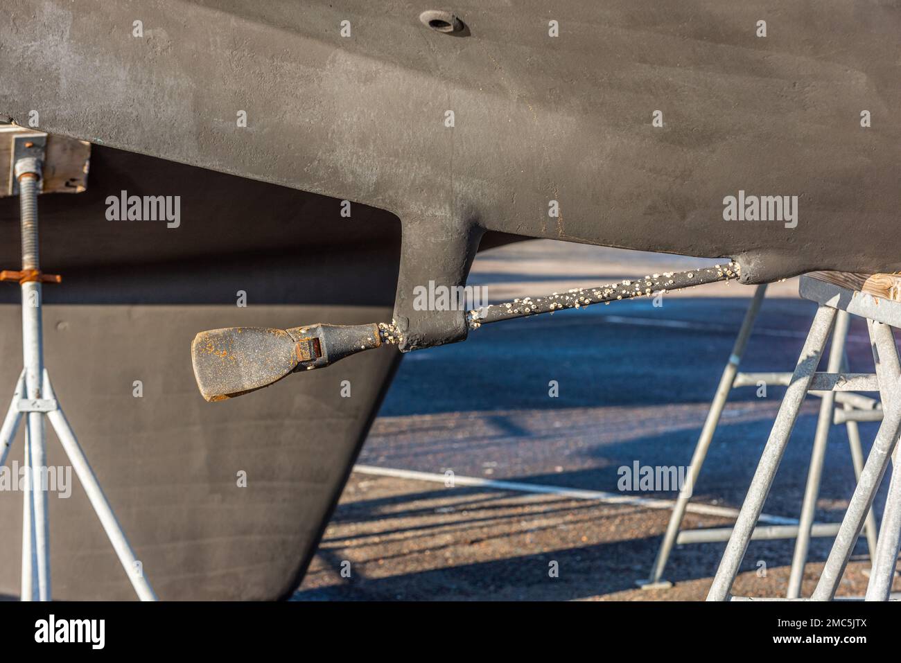 Compact collapsible propeller if a sailboat Stock Photo - Alamy