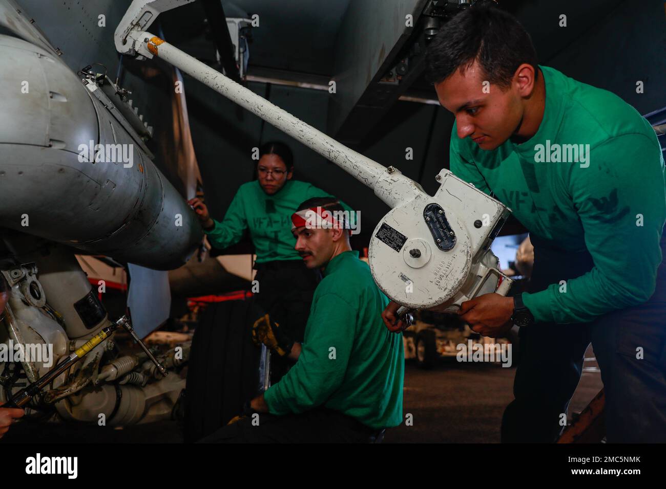 PACIFIC OCEAN (June 24, 2022) Sailors assigned to the "Tophatters" of ...
