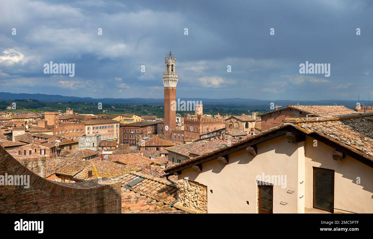 Travel day attraction history touristic old hi-res stock photography ...