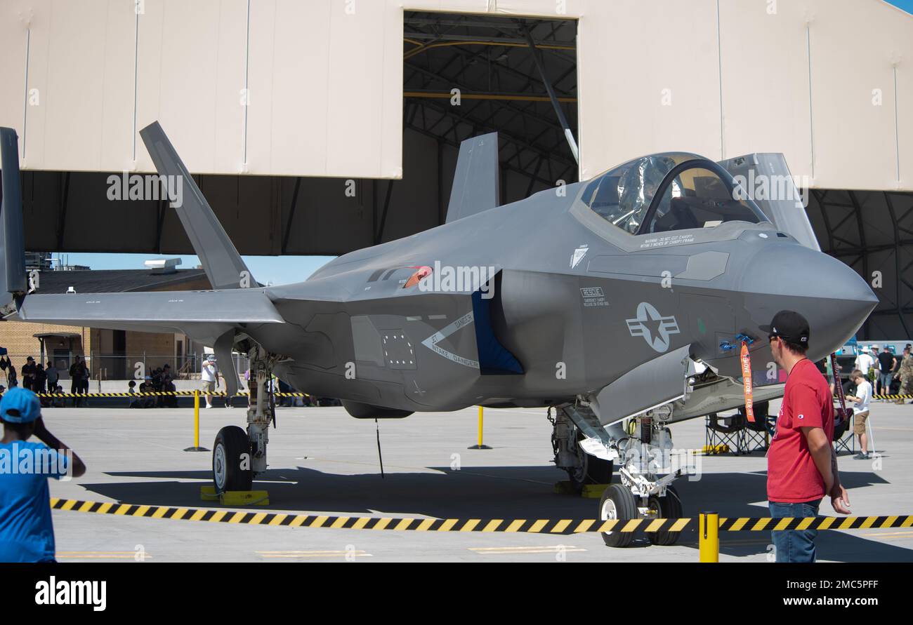 Hill afb air show hi-res stock photography and images - Alamy