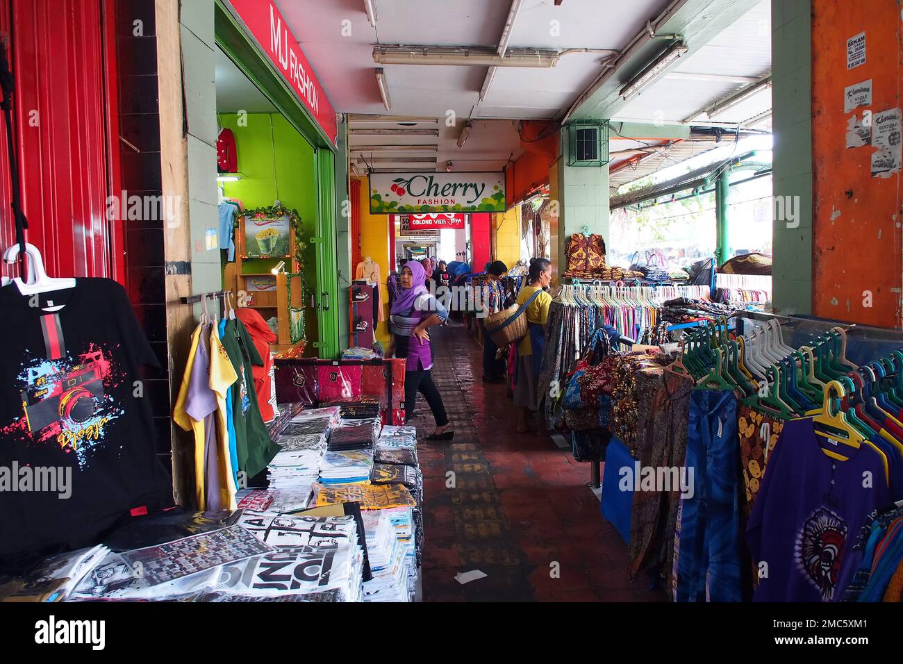 clothing store, Malioboro street,city skyline, Yogyakarta, Java ...