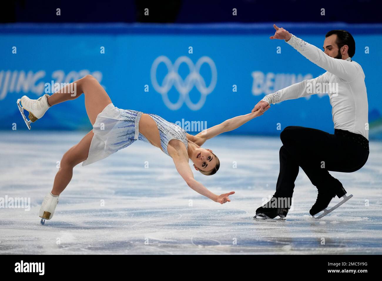 Ashley Cain-Gribble and Timothy Leduc, of the United States, compete in ...