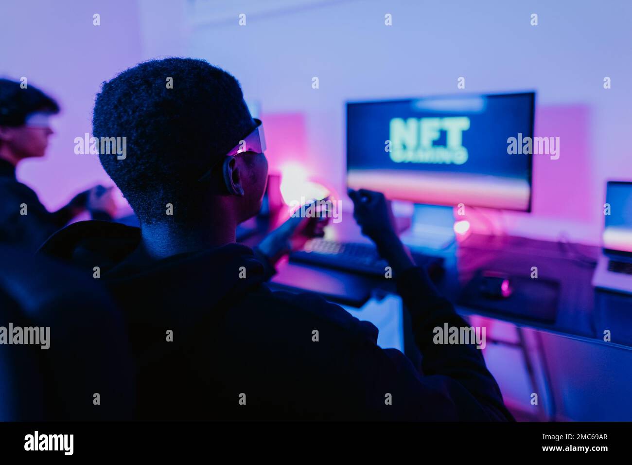 Reality gaming network hi-res stock photography and images - Alamy