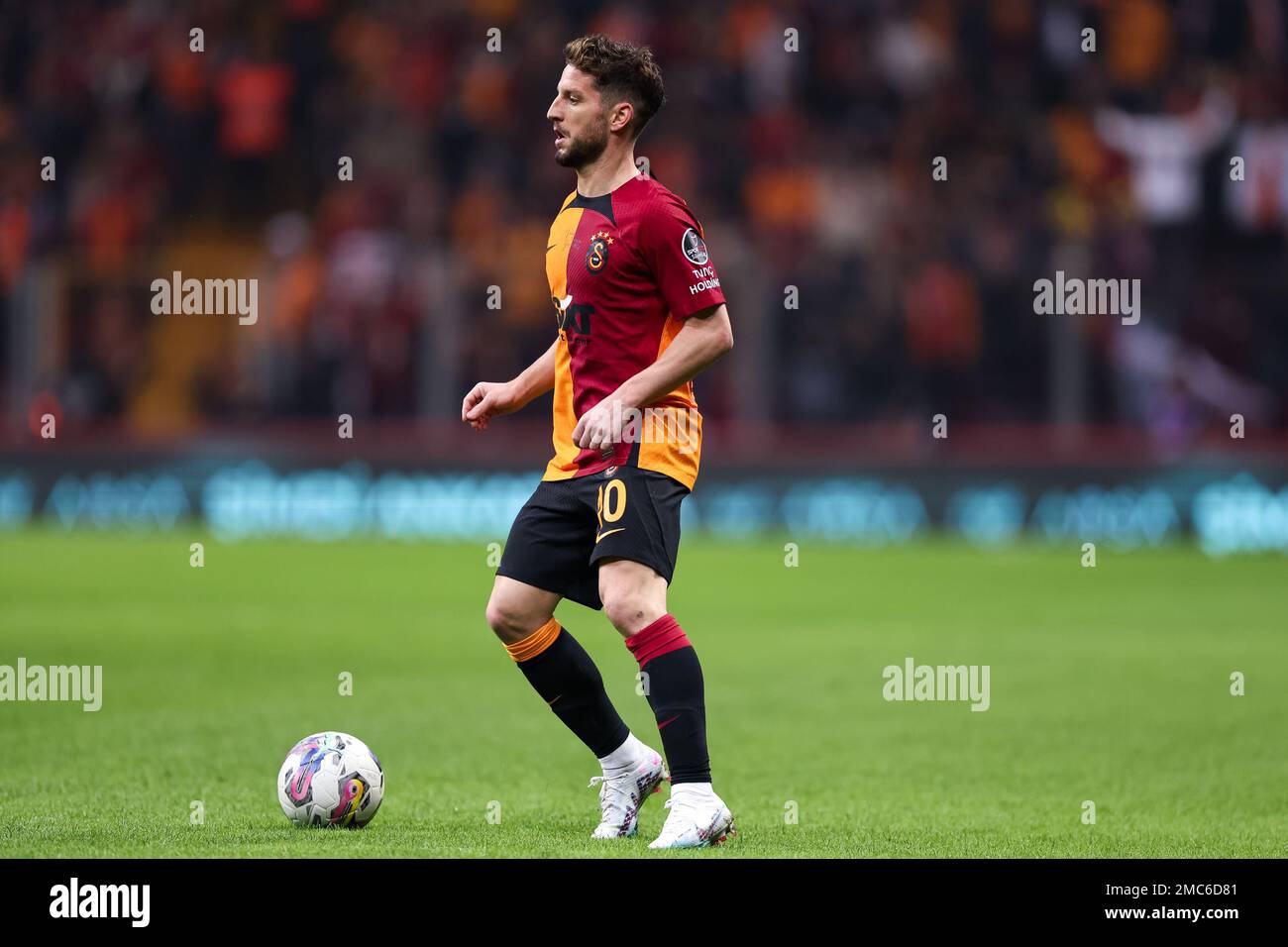 ISTANBUL, TURKEY - JANUARY 21: Dries Mertens of Galatasaray SK dribbles ...