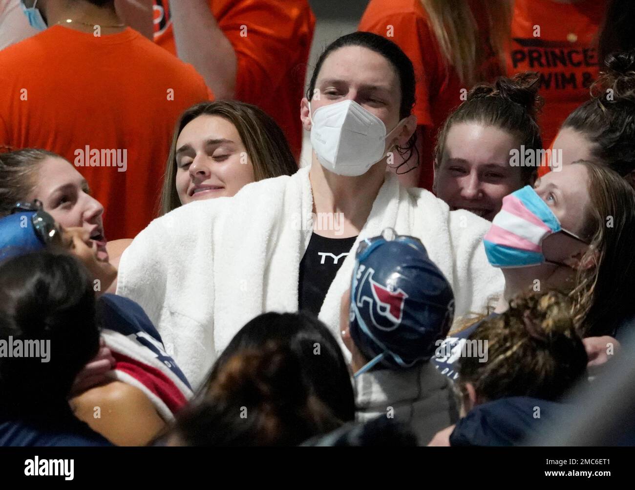 Penn's Lia Thomas leads the team in a cheer before the relay events at ...