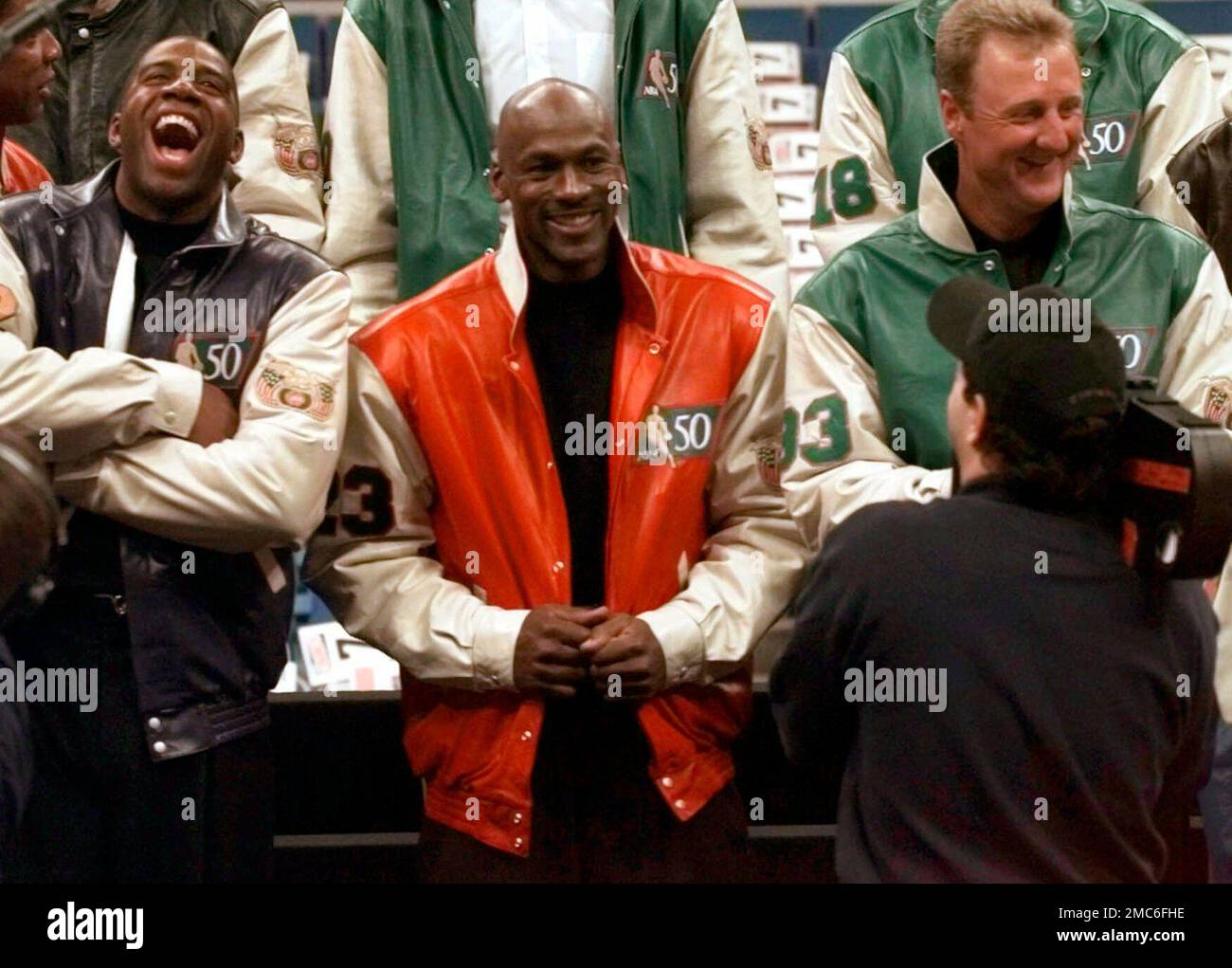 FILE - Former Los Angeles Lakers player Magic Johnson, left, Chicago ...