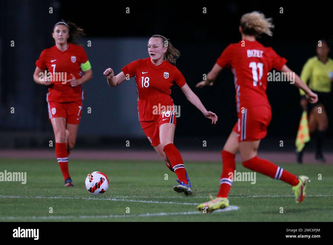 Norway's Frida Leonhardsen Maanum, center, runs with the ball during ...