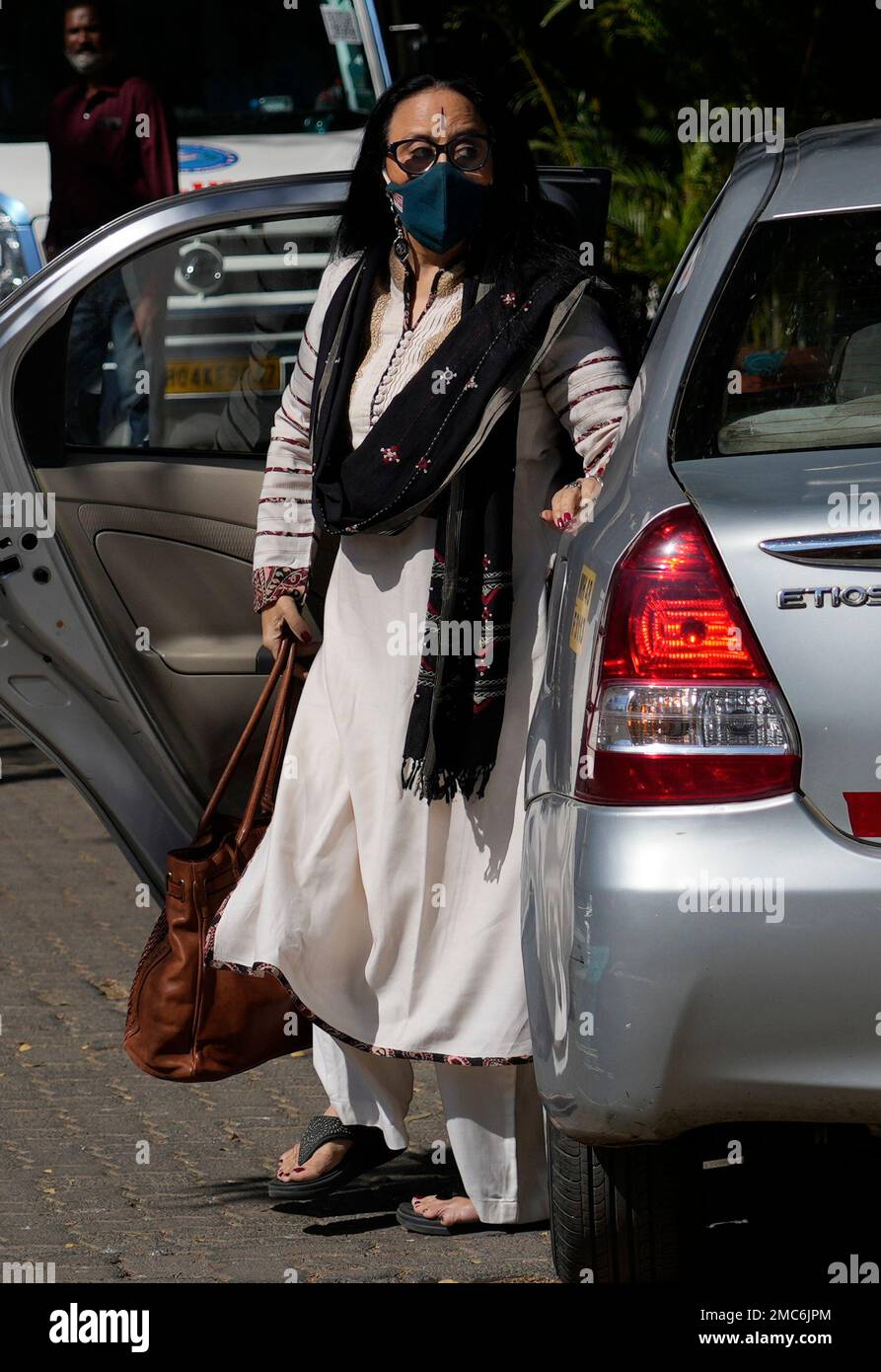 Indian actress Ila Arun arrives to pay her tributes to popular ...