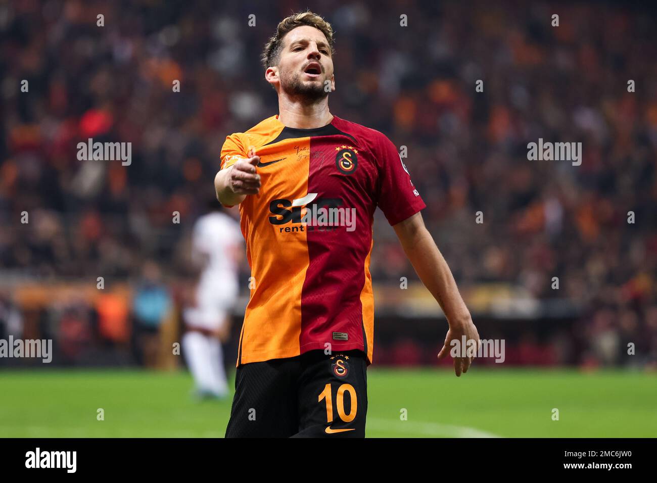 ISTANBUL, TURKEY - JANUARY 21: Dries Mertens of Galatasaray SK during ...