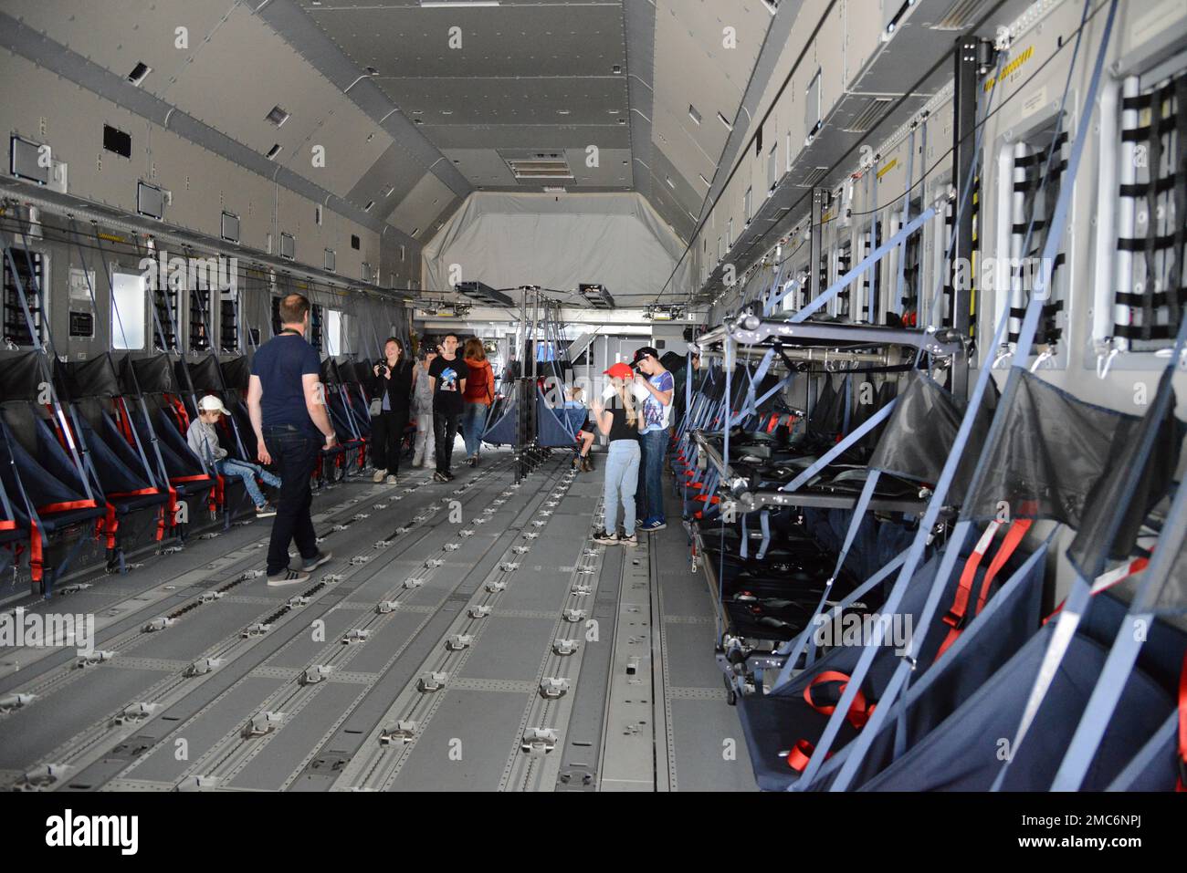 Public tour inside an Airbus Atlas A400M during the Chièvres Air Fest ...