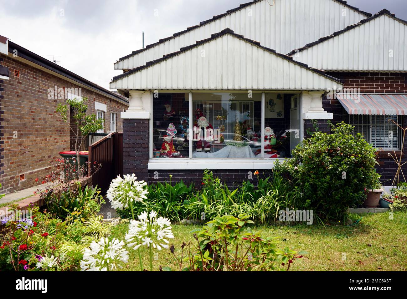 Sydney, NSW - Australia -13-12-2019: House with christmas decorations ...