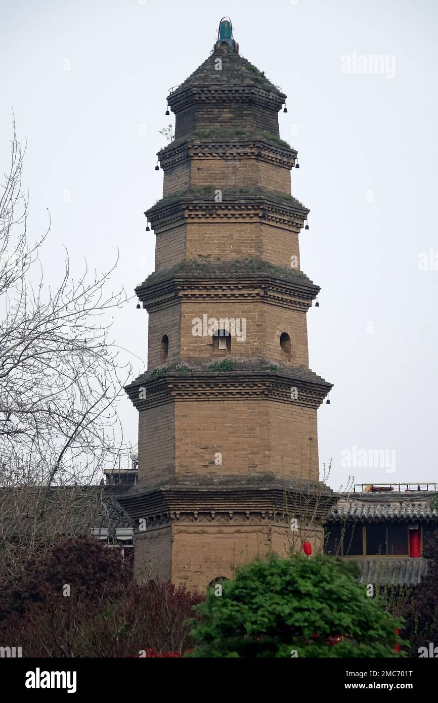 Chinese temple tower hi-res stock photography and images - Alamy