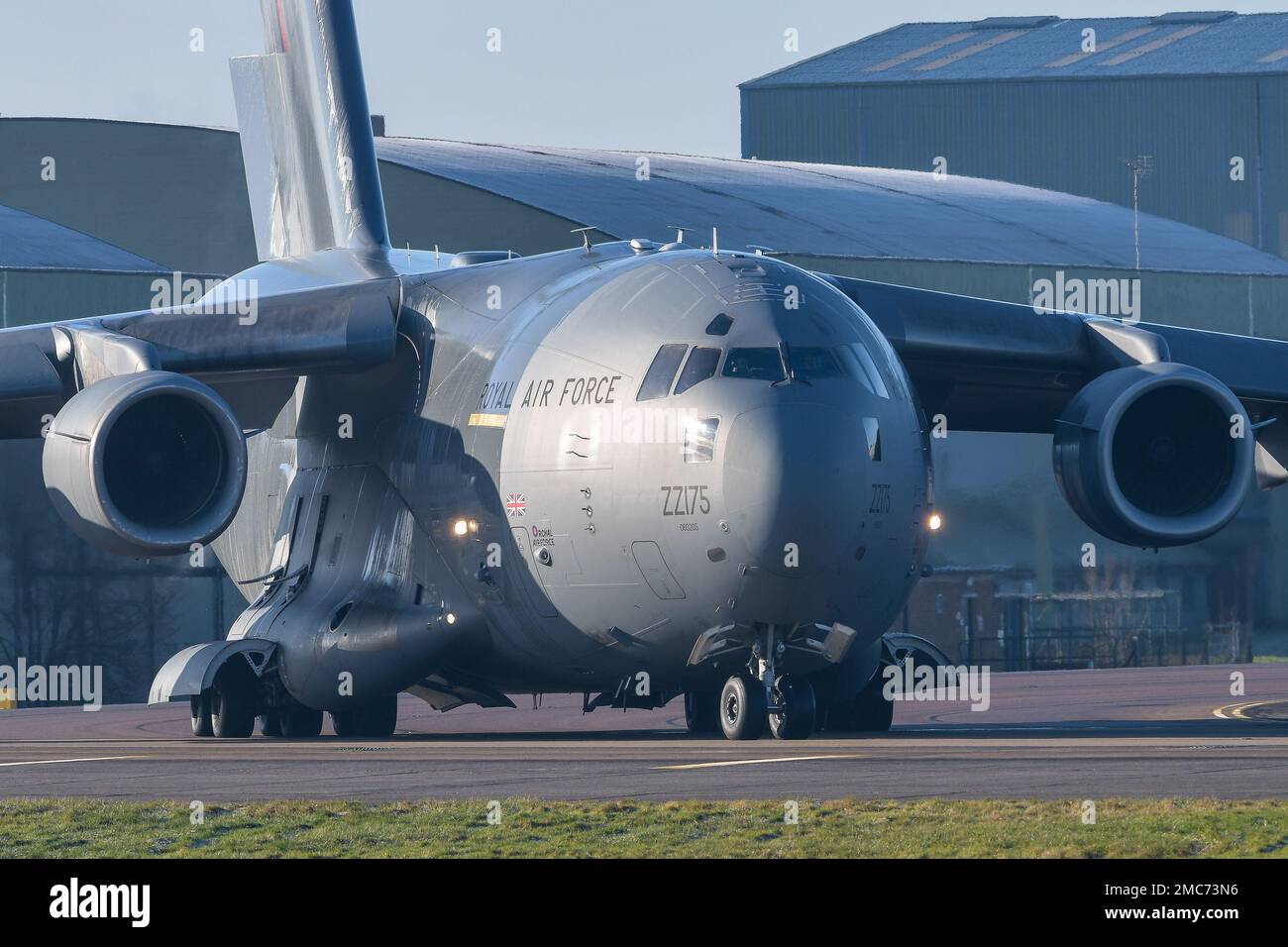 Raf boeing c 17 globemaster hi-res stock photography and images - Alamy