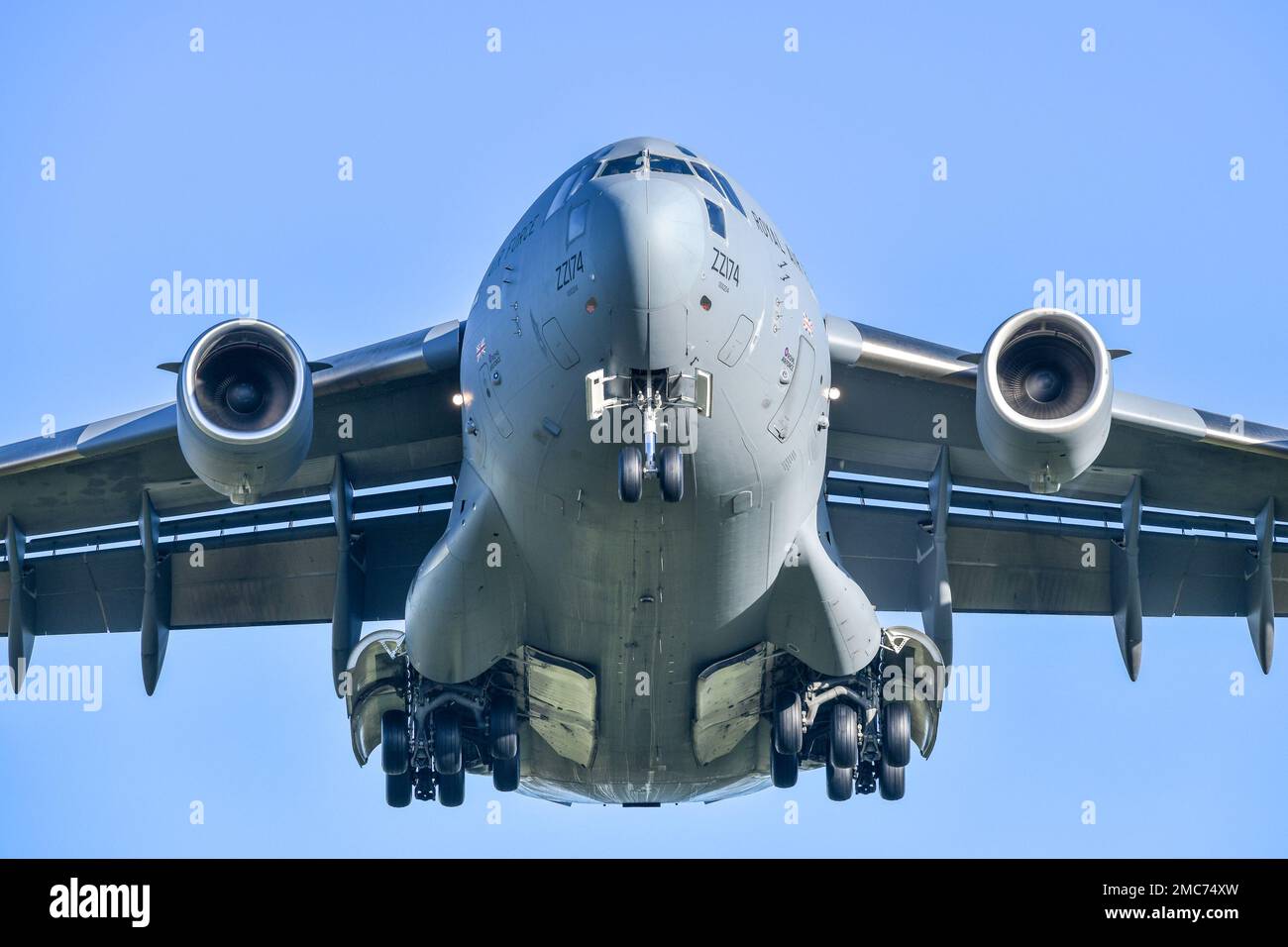 Raf boeing c 17 globemaster hi-res stock photography and images - Alamy