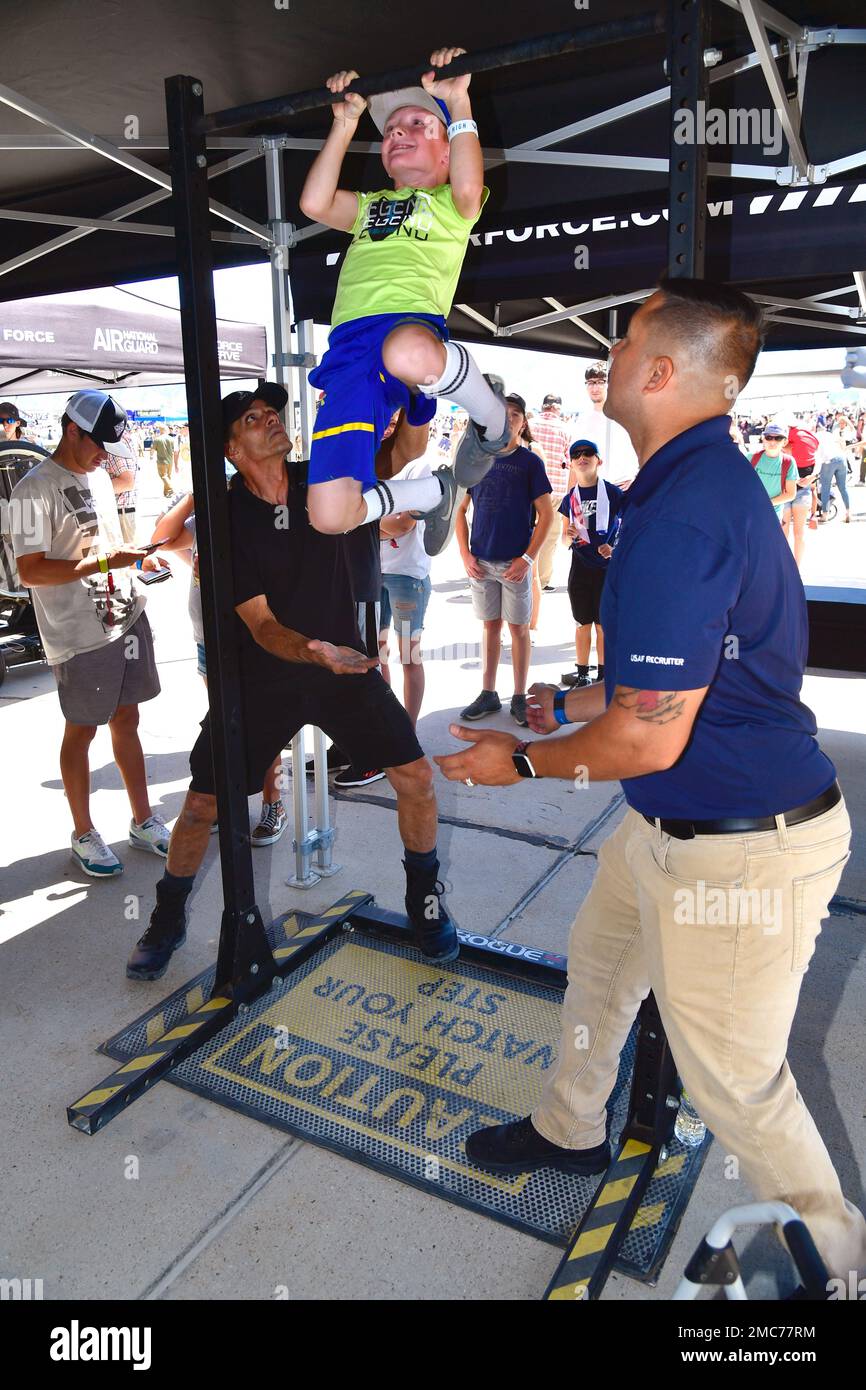 Ford booth hi-res stock photography and images - Alamy