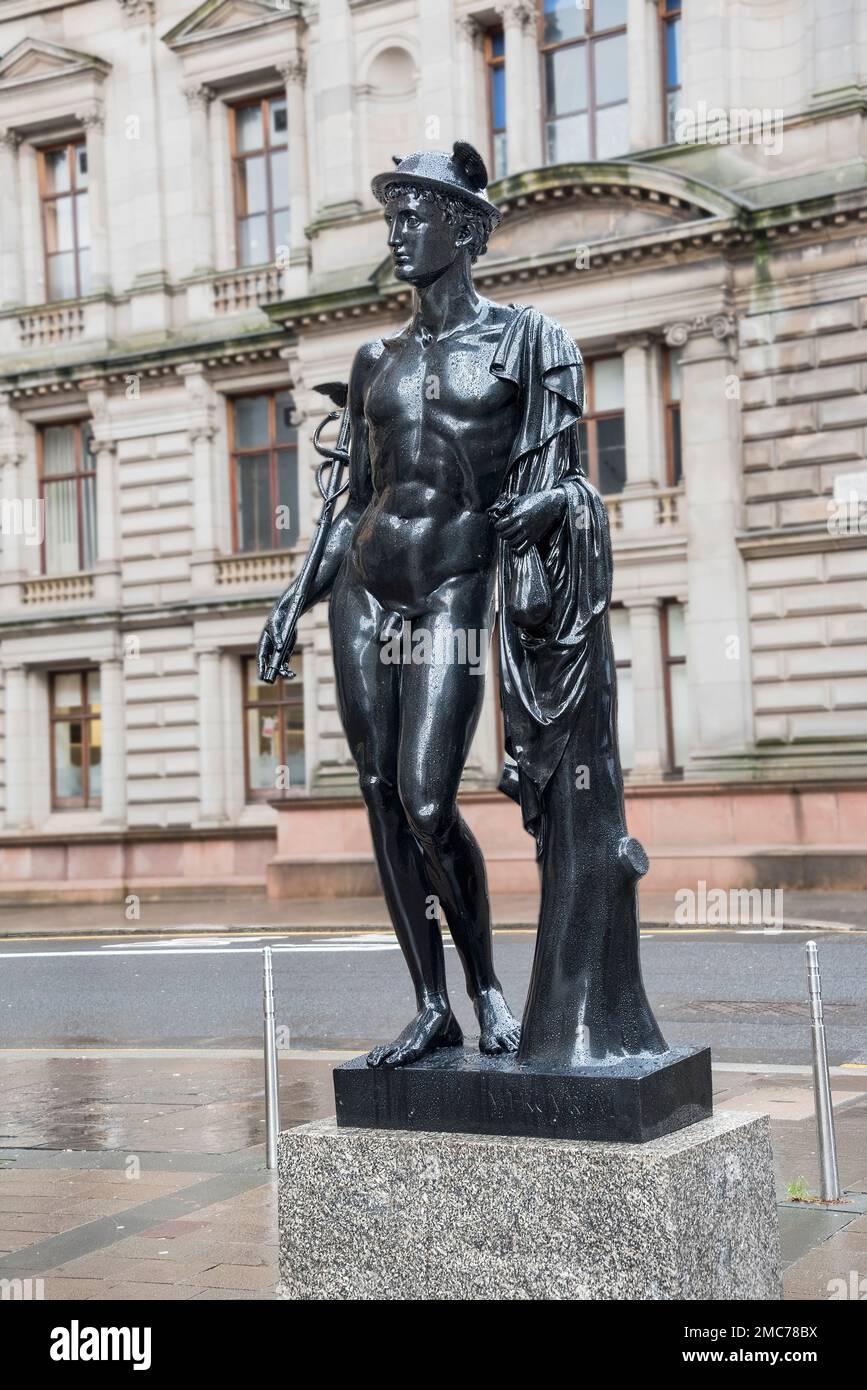 'Mercurial' bronze statue of Mercury, the winged messenger, Glasgow ...