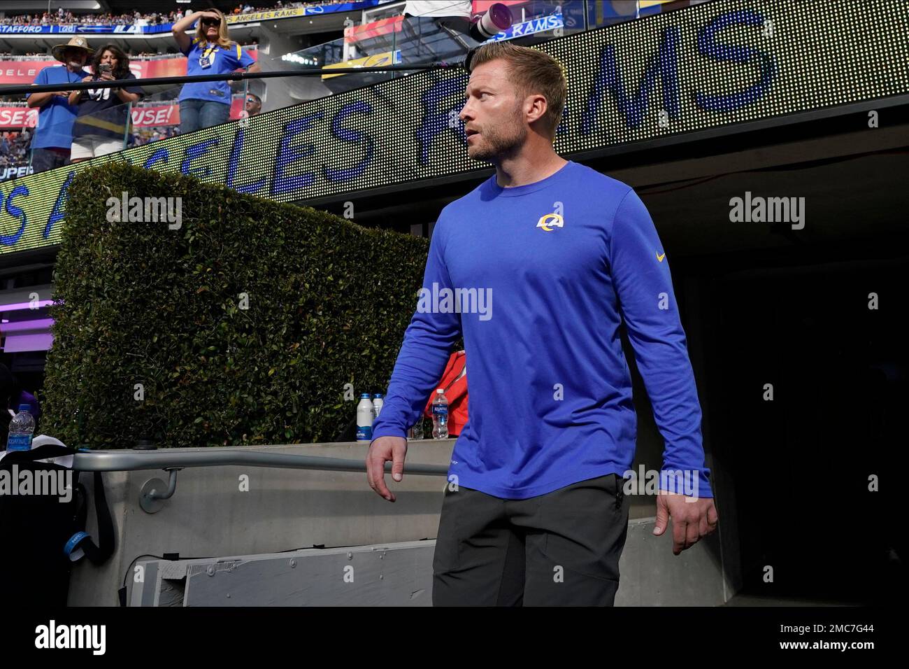 Los Angeles Rams head coach Sean McVay walks onto the field before the ...