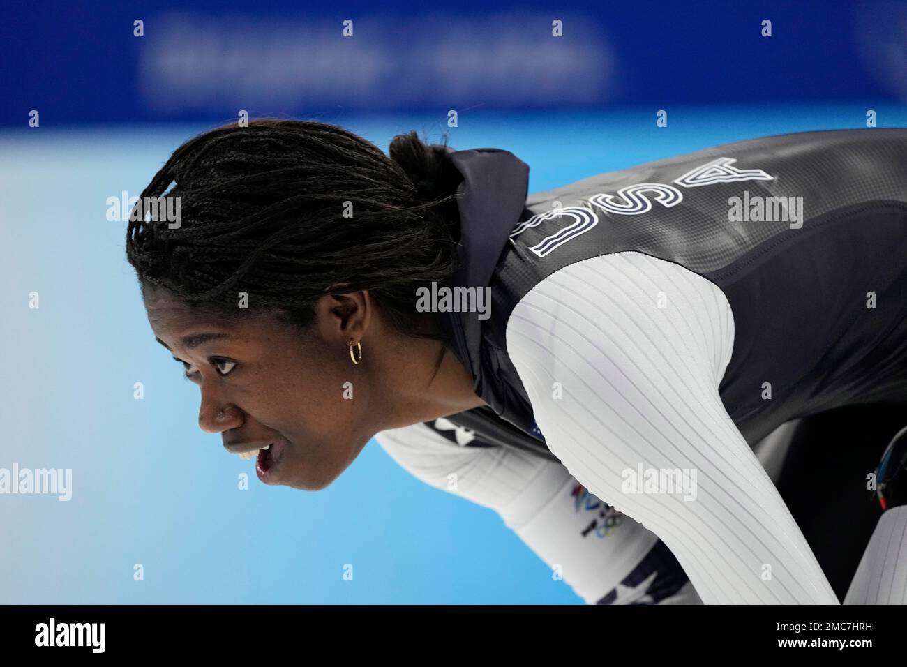 Erin Jackson of the United States reacts after winning her heat in the ...