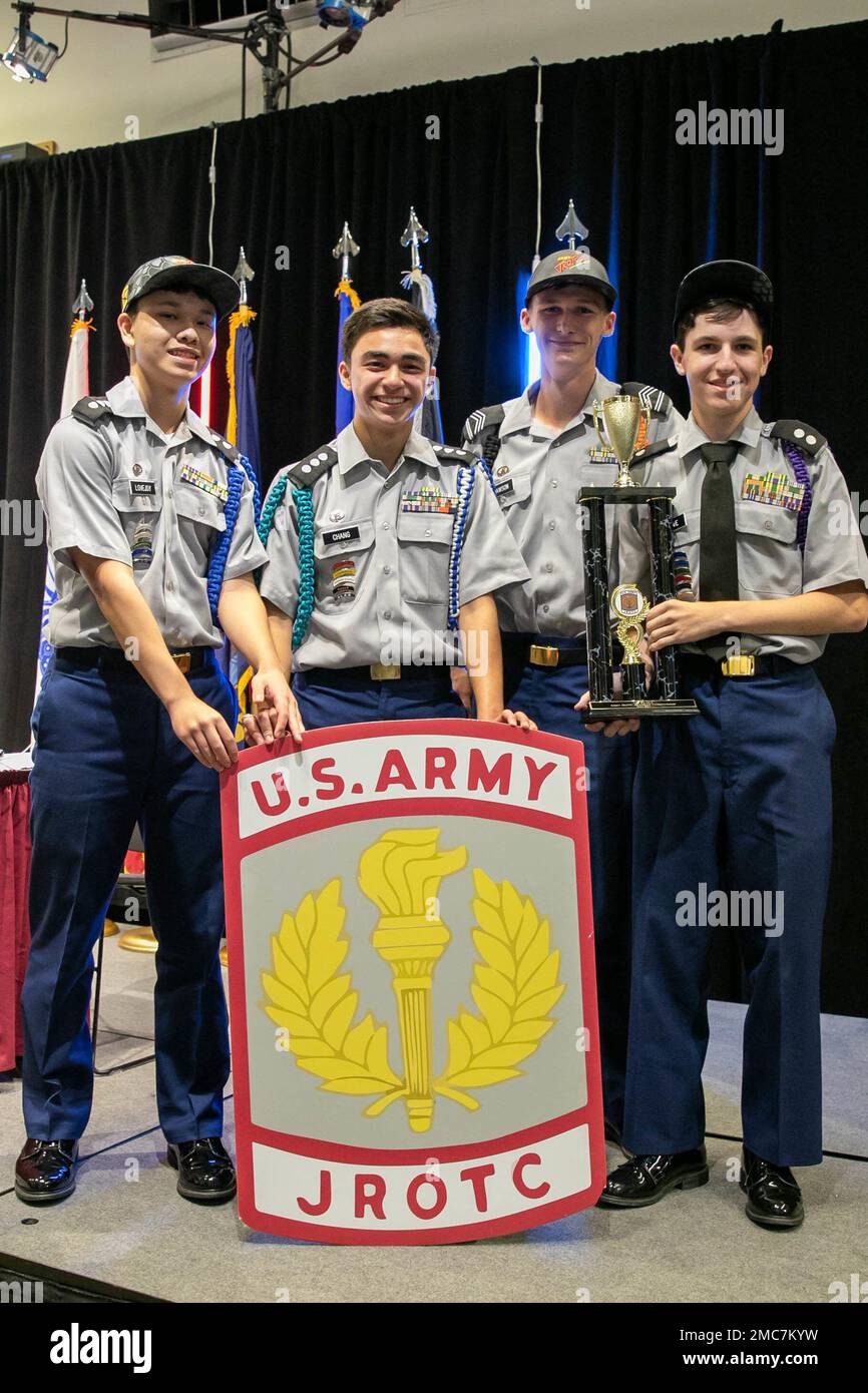 (From left to right) Lake Braddock Secondary School Army JROTC Cadets ...