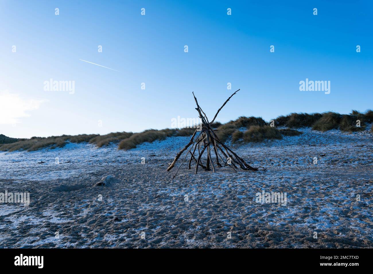 Northumberland uk beach winter hi-res stock photography and images - Alamy