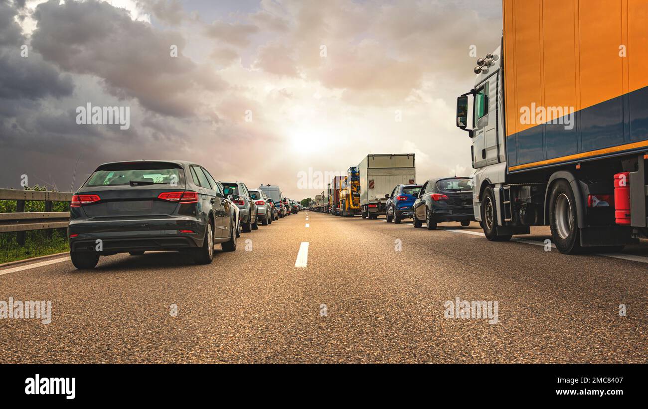 Car accident on highway autobahn hi-res stock photography and images ...