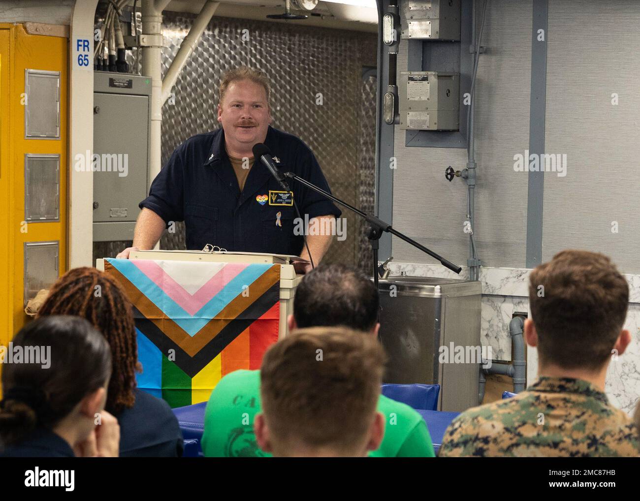 220627-N-TT639-1030 EAST CHINA SEA (June 27, 2022) – Air Traffic ...