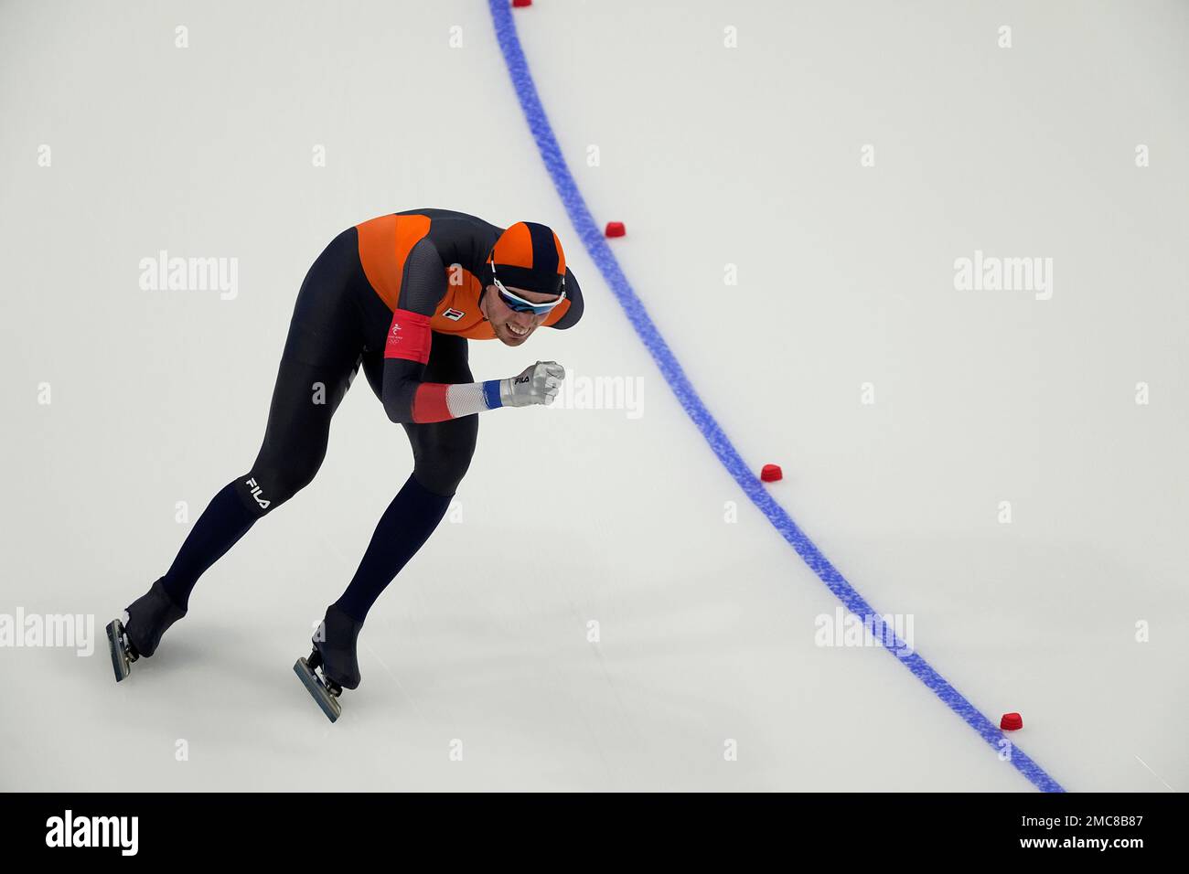 Patrick Roest of the Netherlands competes in the men's speedskating ...
