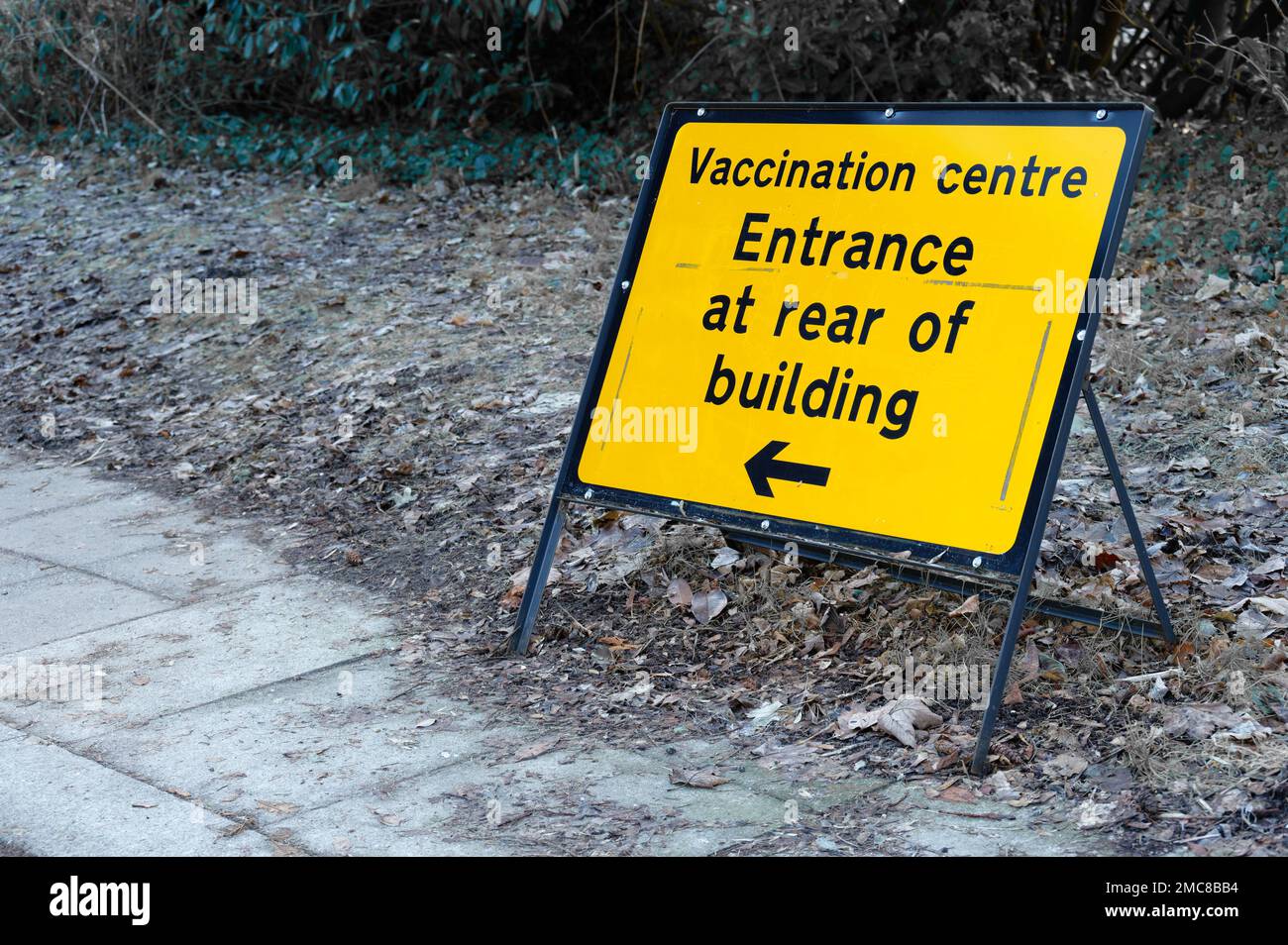 Vaccination medical centre for Covid-19 road sign Stock Photo - Alamy