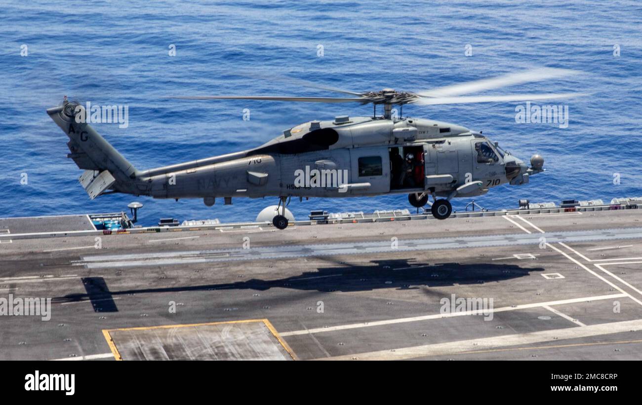 220627-N-OL632-1015 ATLANTIC OCEAN (June 27, 2022) An MH-60R Sea Hawk ...