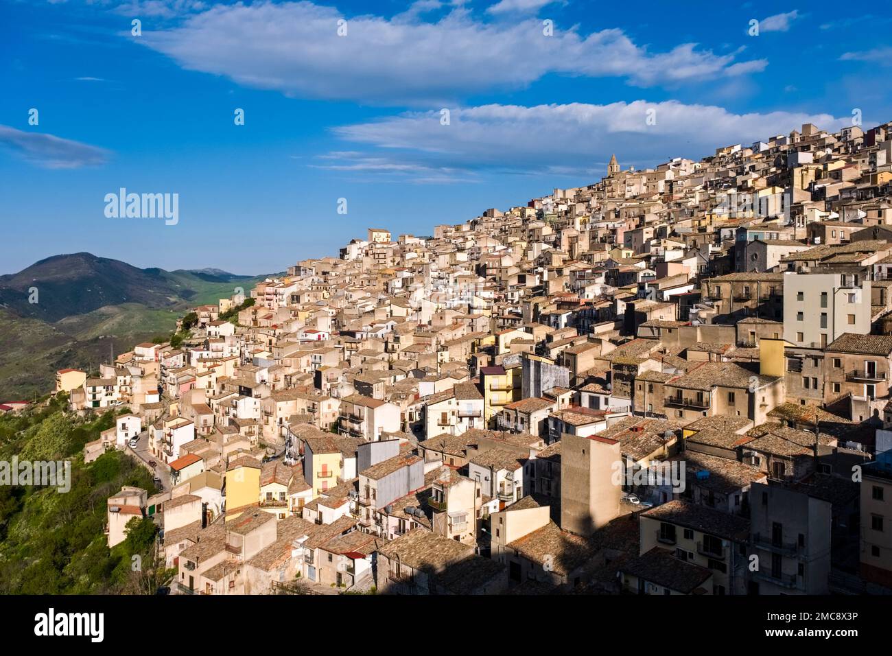 The houses of the town of Prizzi, close together on a hill Stock Photo ...
