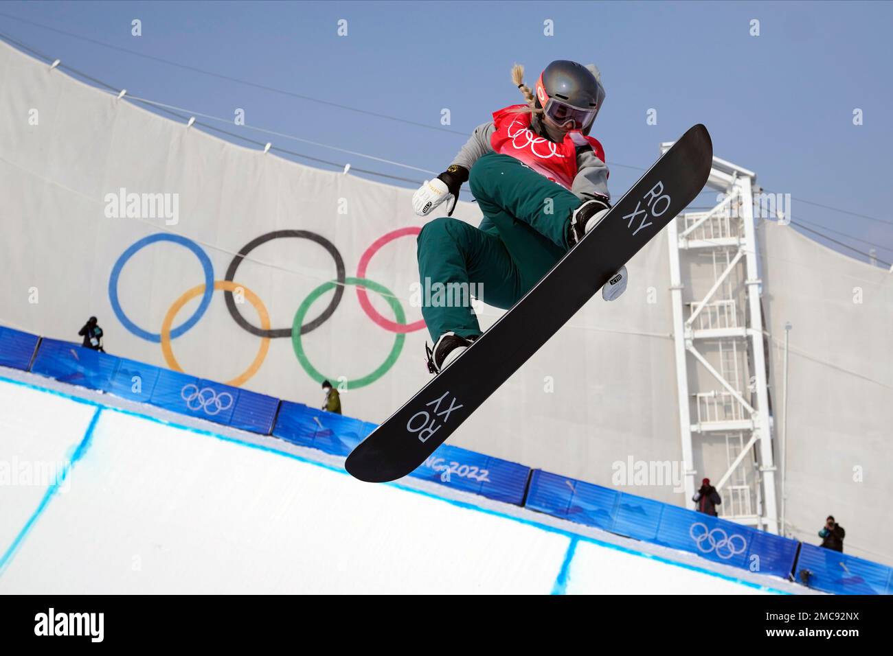 Australia's Emily Arthur competes during the women's halfpipe ...